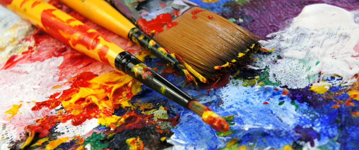 We offer Regular Classes as well as Correspondence courses in Fine Arts.